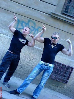 Multimedia 6: Invazie de specii pe cocalari.com