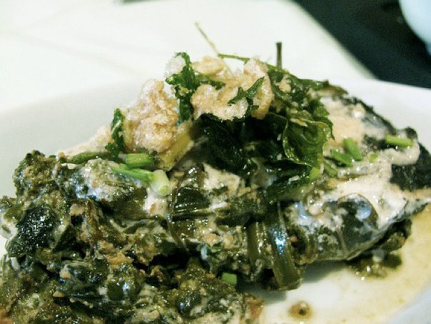 The Nature's Market: Dried Gabi Leaves (Dried Taro Leaves)