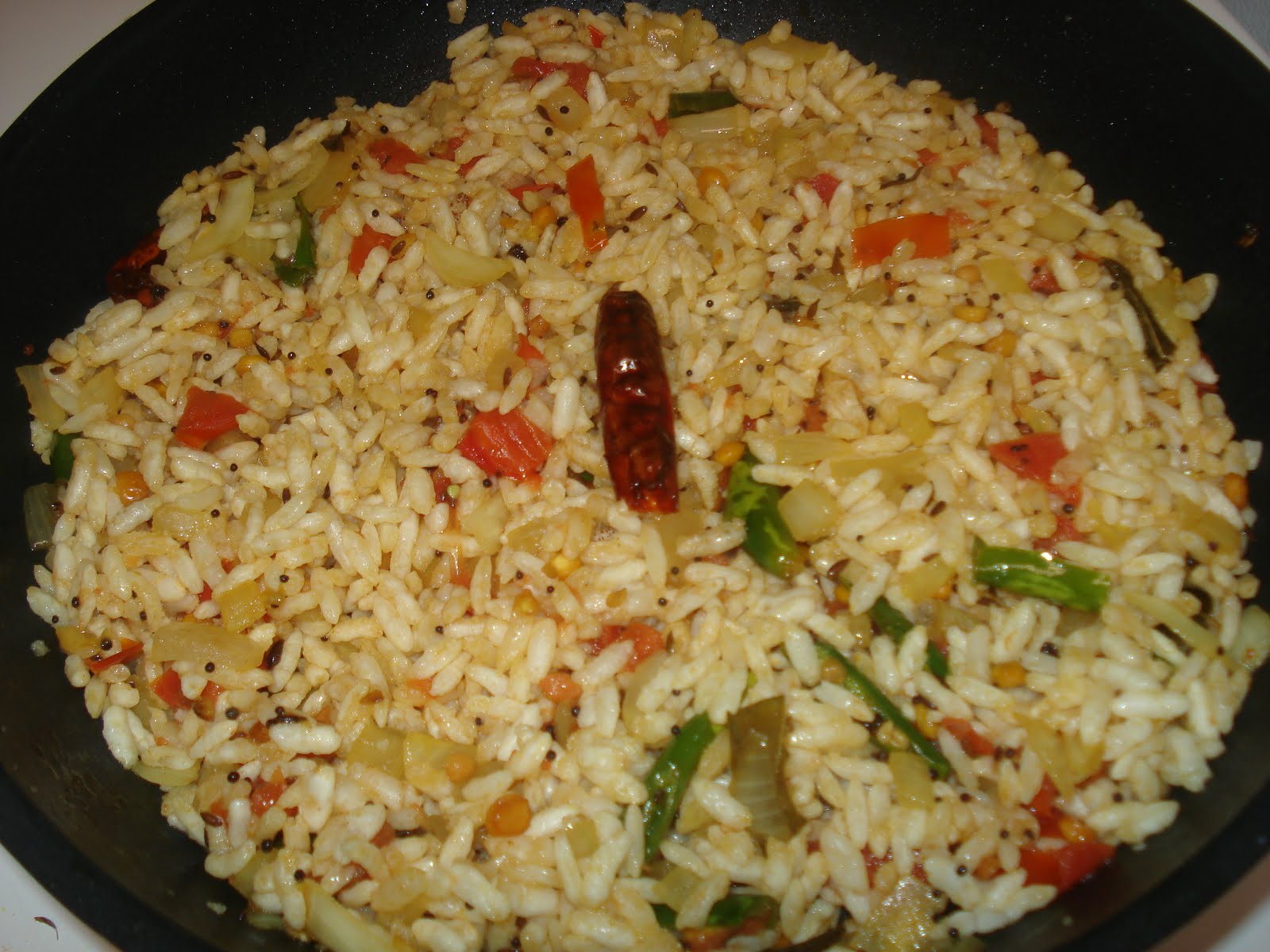 Swapna's Cook Book: Pyalala upma or puffed rice upma
