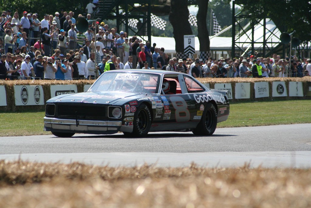 Nascar: Chevrolet Nova 77 | Carro de Corrida