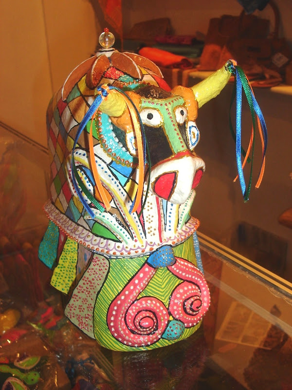 LEAVES OF GRASS: THE ART OF BRAZILIAN HANDICRAFT