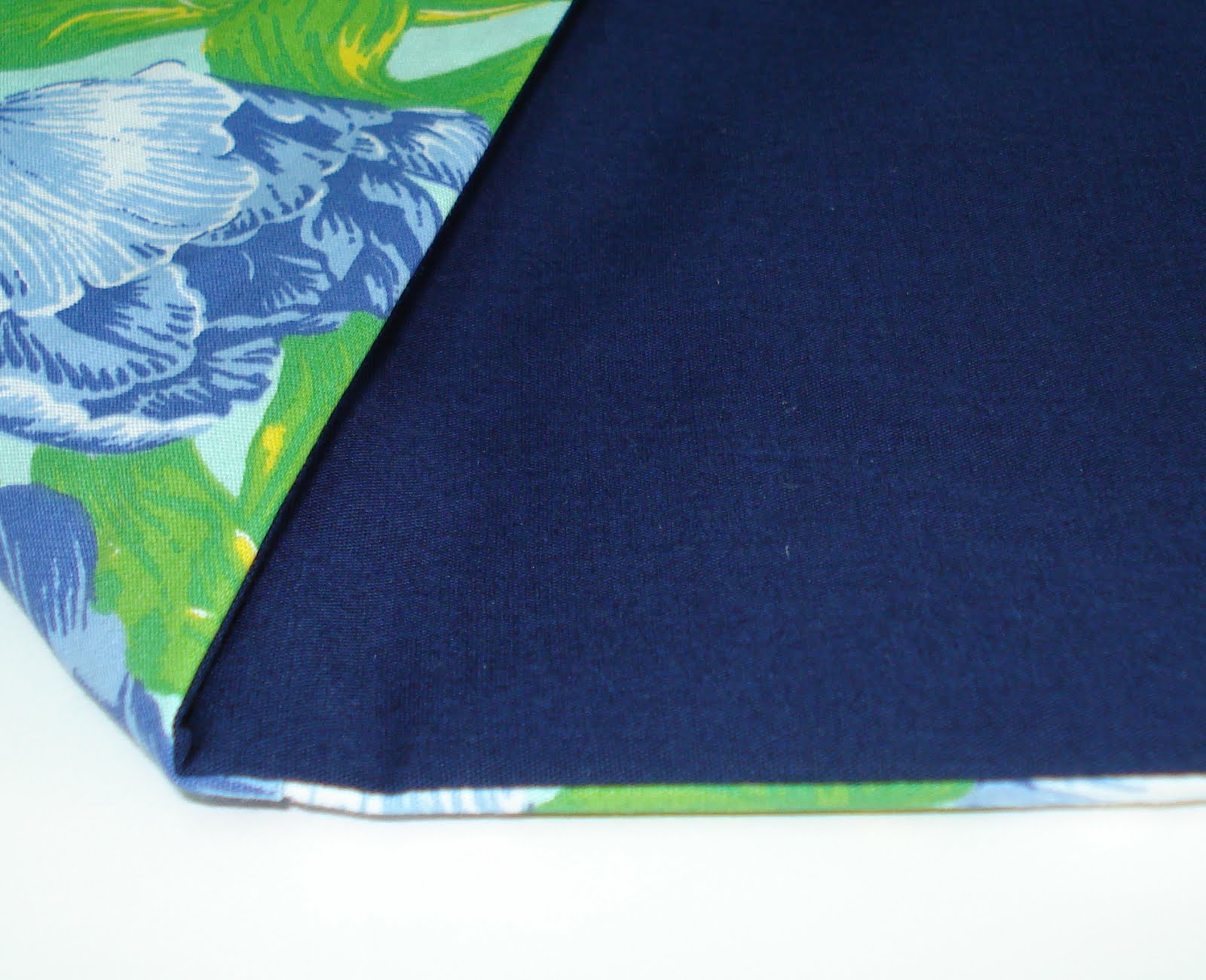 Angie Quilts: Mat And Ruler Bag