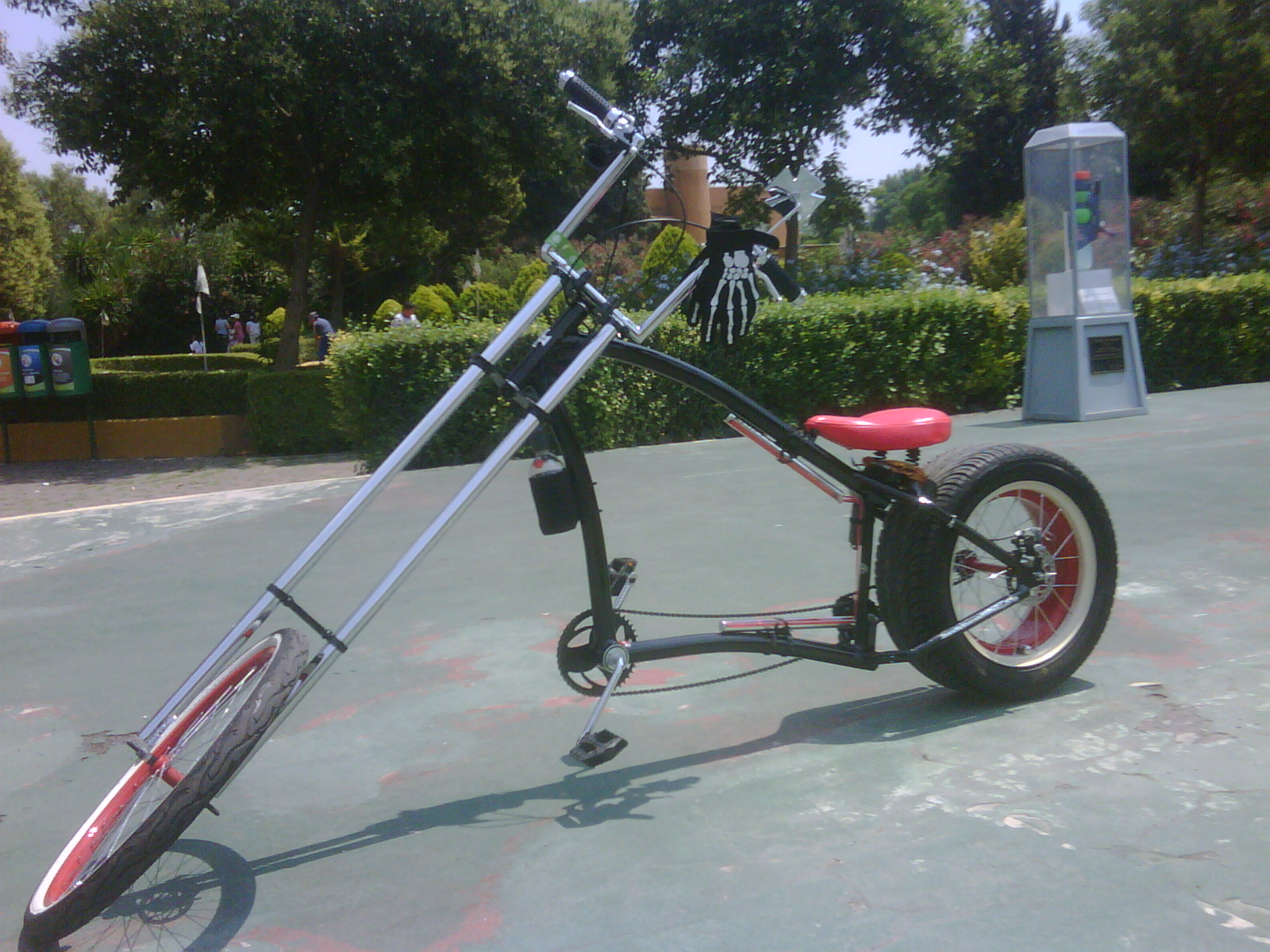 AtomicZombie Bikes, Trikes, Recumbents, Choppers, Ebikes, Velos and ...