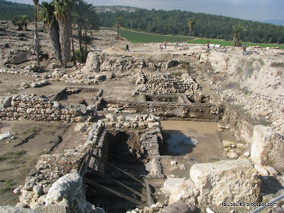 THROUGH THE LAND OF ISRAEL III: Remains of the Sacred Canaanite (3300 ...