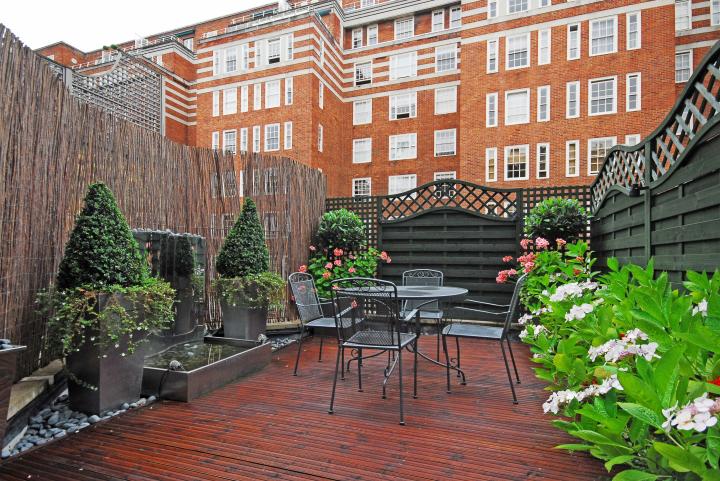 DECKS EXTERIORES - mervin-diecast