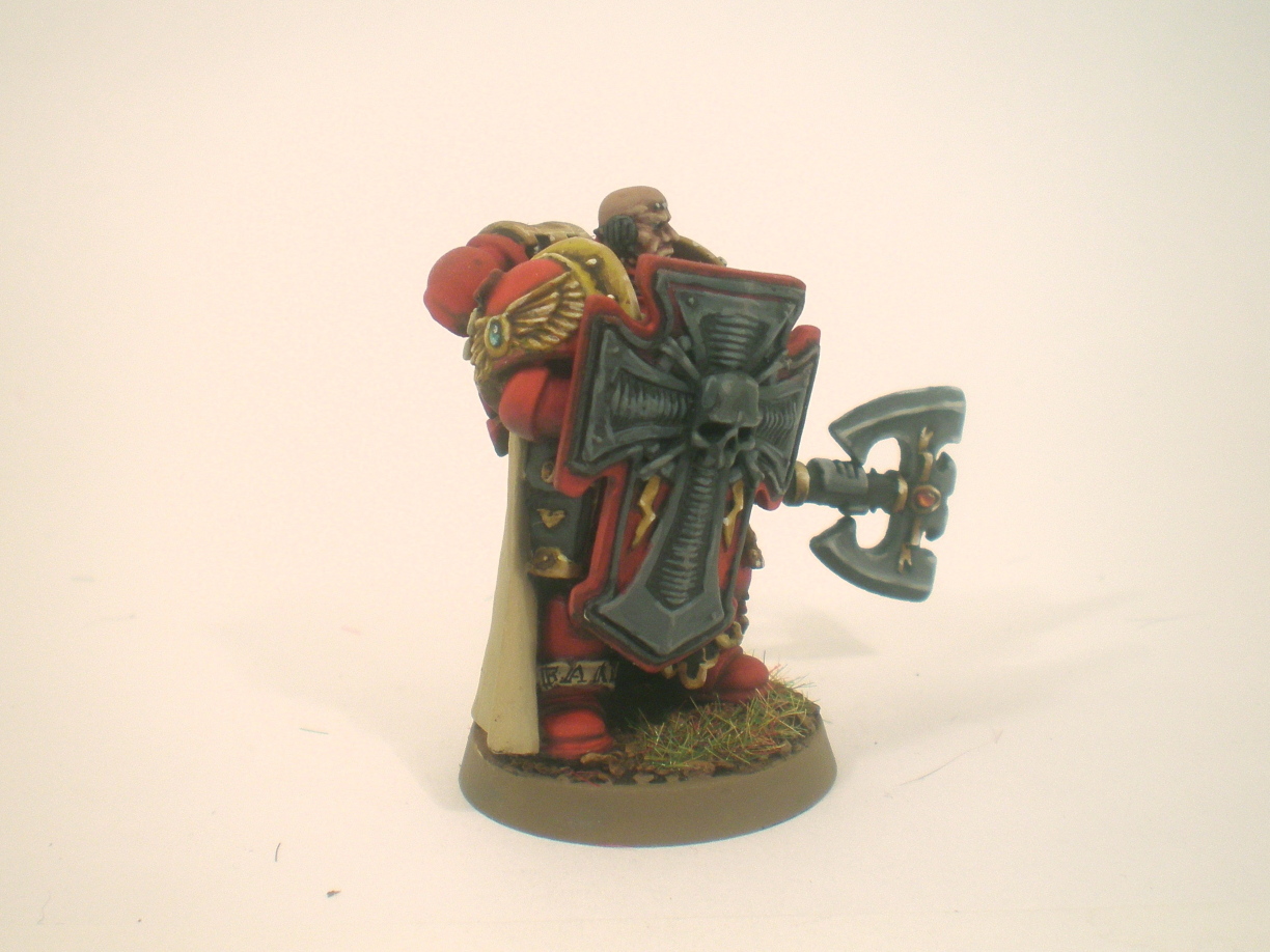 Temptress Miniatures: Blood Angels Chapter Master ( red )