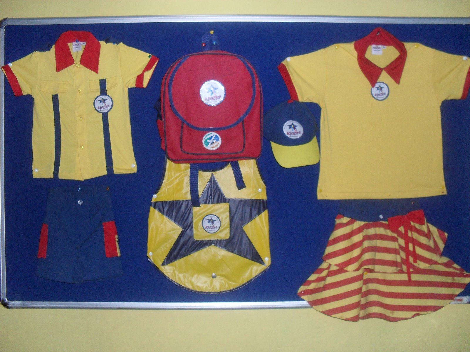 Kidzee Malka Ganj: Uniform