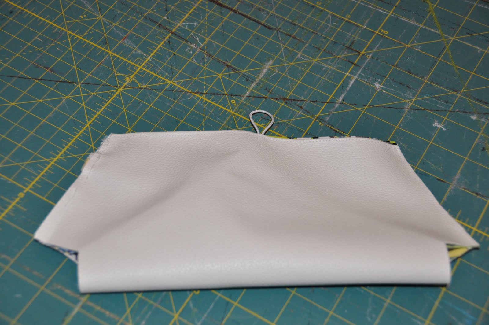 The Place To...: Easy Pouch Tutorial