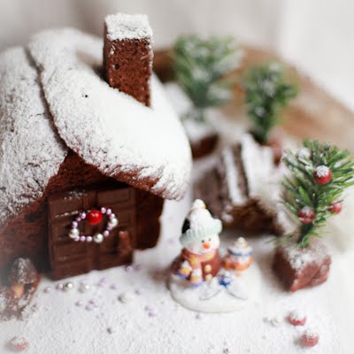 she who eats: my alternative little gingerbread house