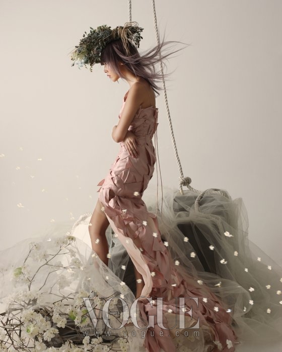 ASIAN MODELS BLOG: Han Jin Editorial for Vogue Korea, March 2010