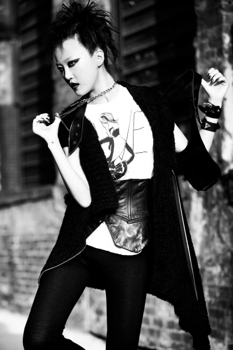 ASIAN MODELS BLOG: Hyoni Kang in Editorial for Dazed & Confused Korea ...