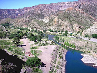agua potable-aire puro: Río Atuel