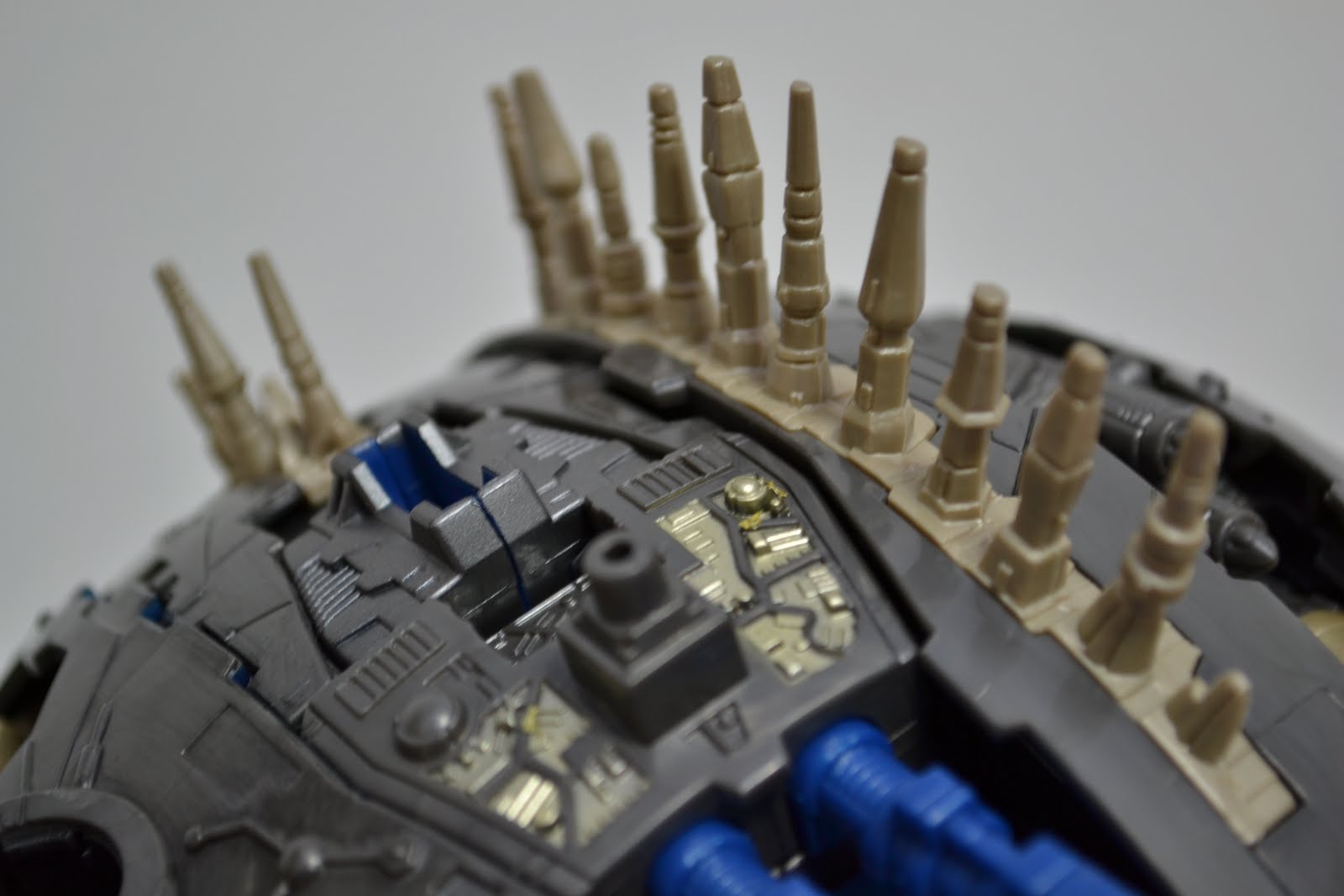 Buy 1st Regret Later: Transformers 2010 Creator Primus