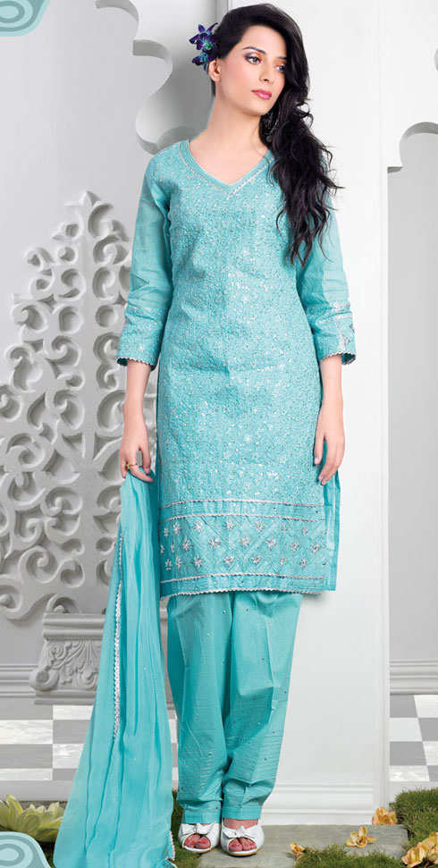 Beautifull salwar kameez for Girls