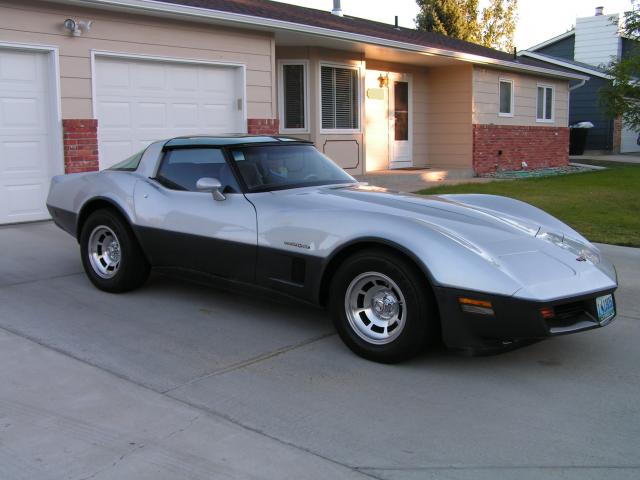 Corvette North Owners: Corvette "Two Tone"