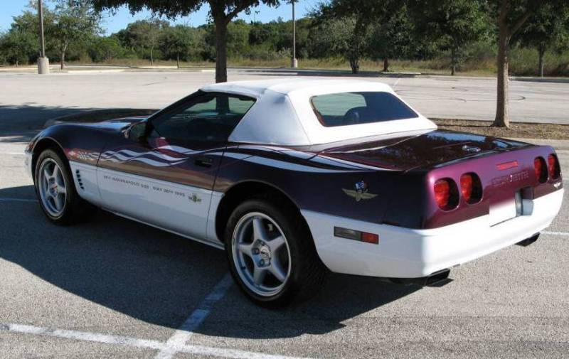 Corvette North Owners: Corvette "Two Tone"