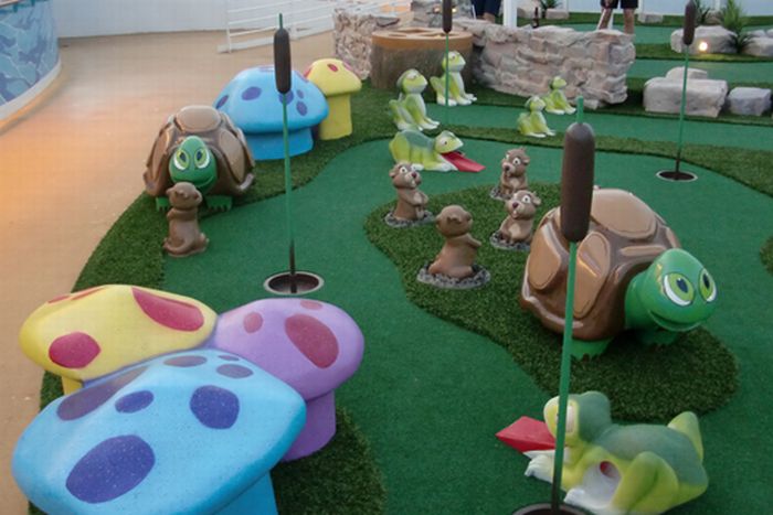 Celebrity Online: Creative Mini Golf Courses