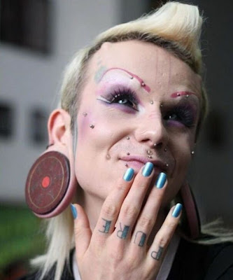 My Funny: Goth Make-Up Fails | Pictures