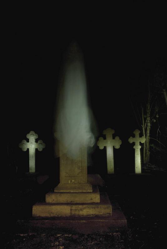 Real Cool Pics: Ghosts at the cemetery