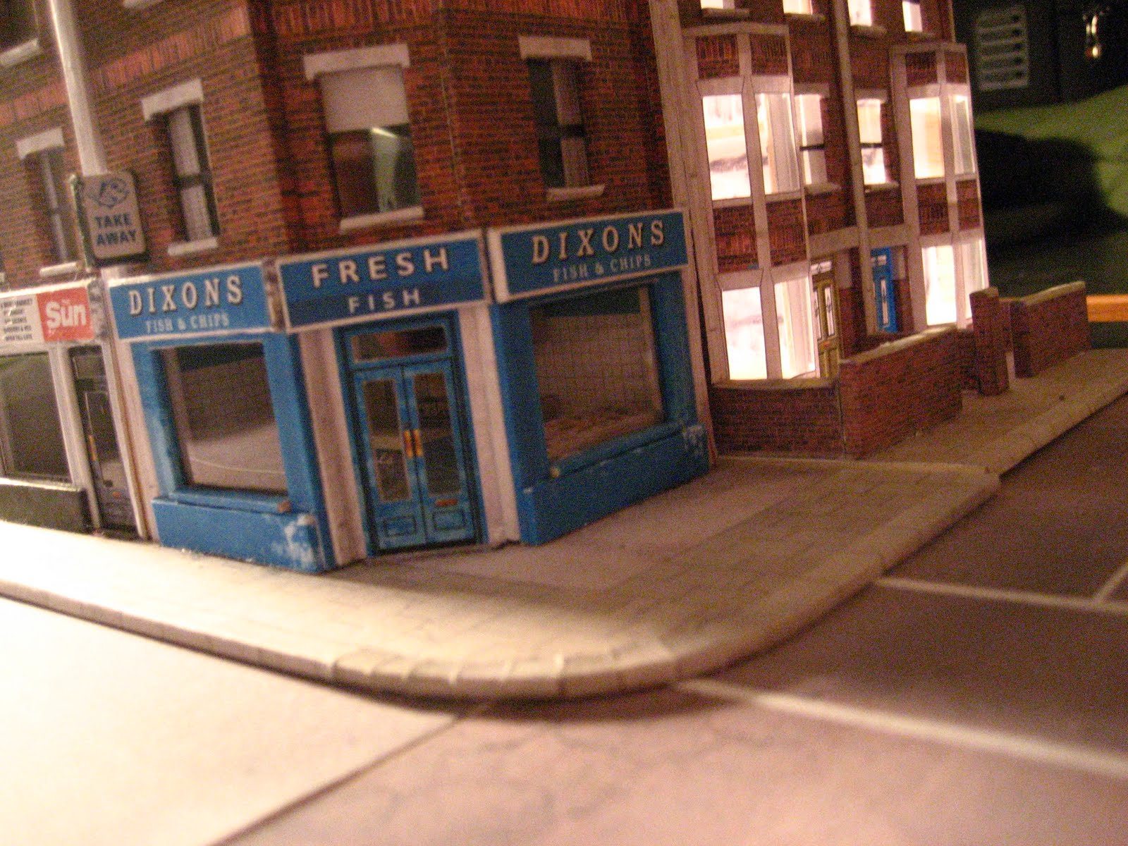 Reid's Trunk: Miniature street