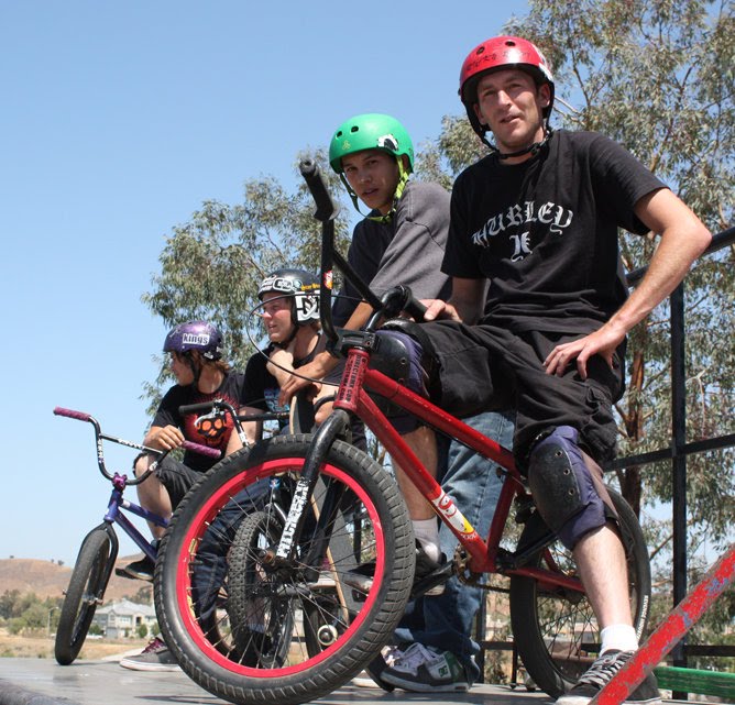 bmx bikes >> bmx freestyle bikes | bmx racing bikes
