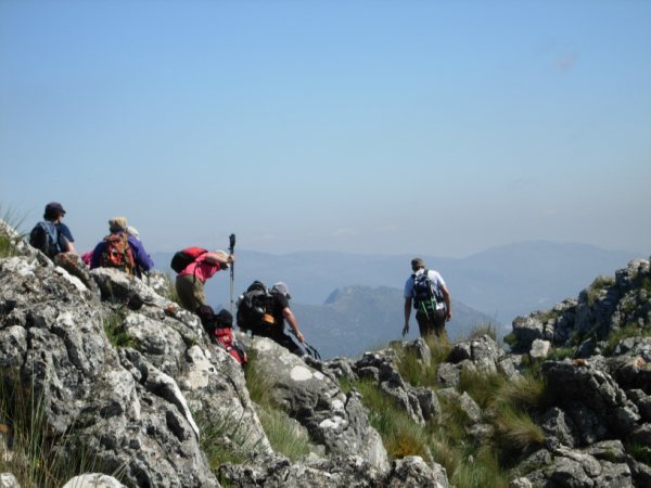 MochilAndo por el Mundo: Travesía por la Sierra de Rute (P.N Subbética ...