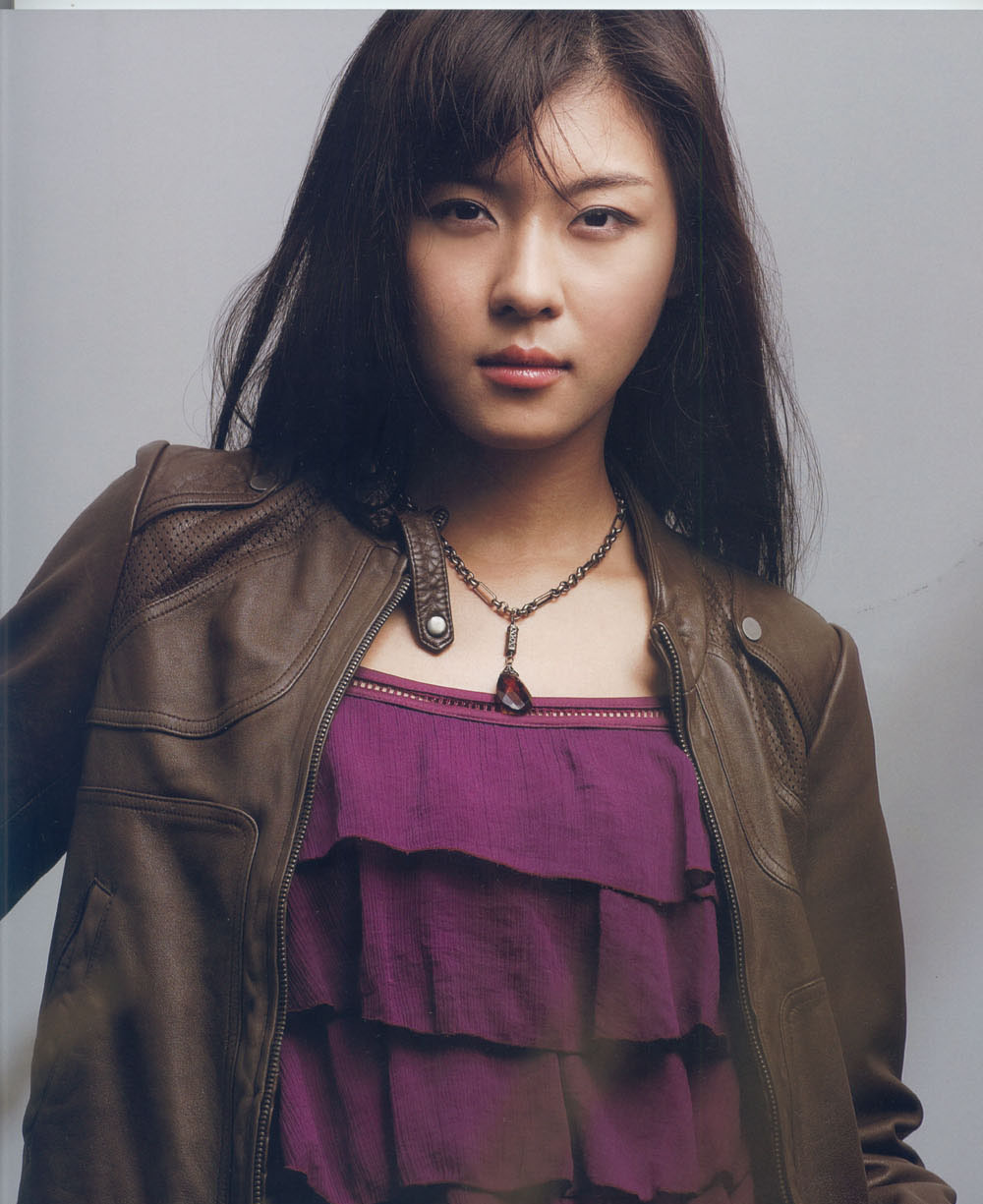 Ha Ji Won - Fashion Magazine Scan | Top Fashion Models, Female Models ...