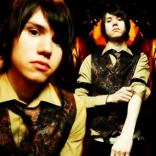 PANIC! AT THE DISCO: RYAN ROSS
