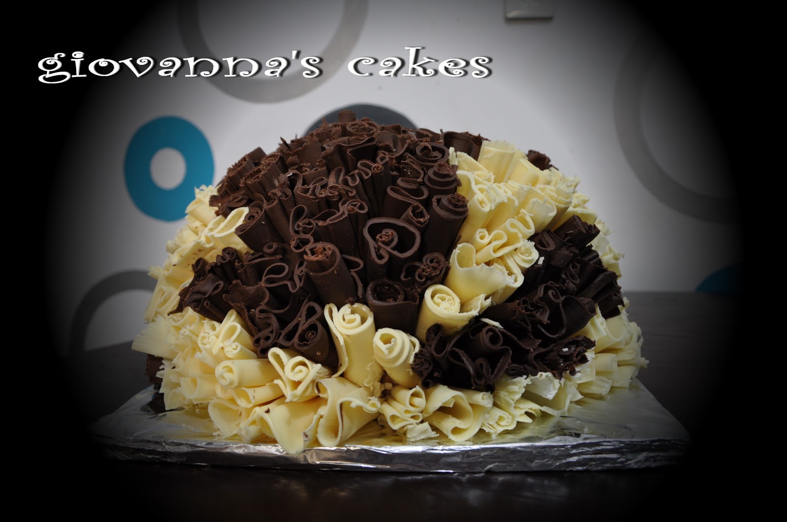 giovanna's cakes: chocolate fan decorated cake