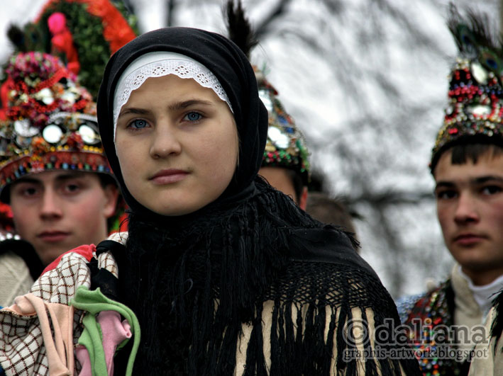 Photographis: The World We Live In - Lumea in care traim