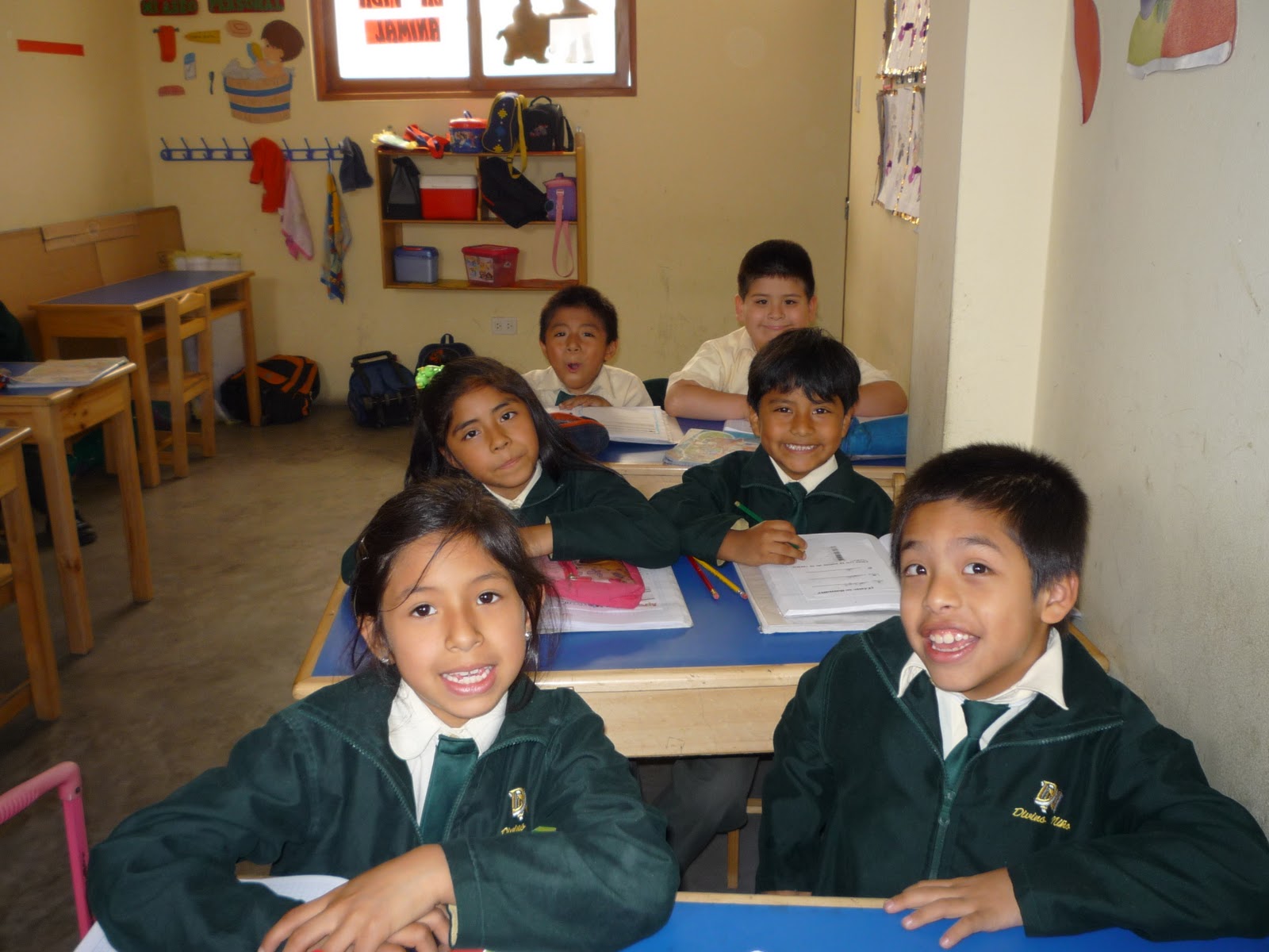 DIVINO NIÑO: NIVEL PRIMARIA