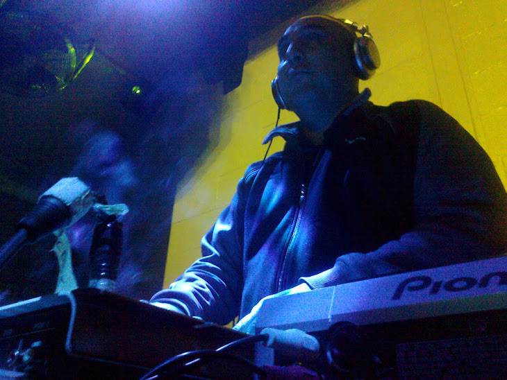 dj ivan: CONCIERTO DISCOTHEQUE OCHENTERO - 2 POR DJ IVAN