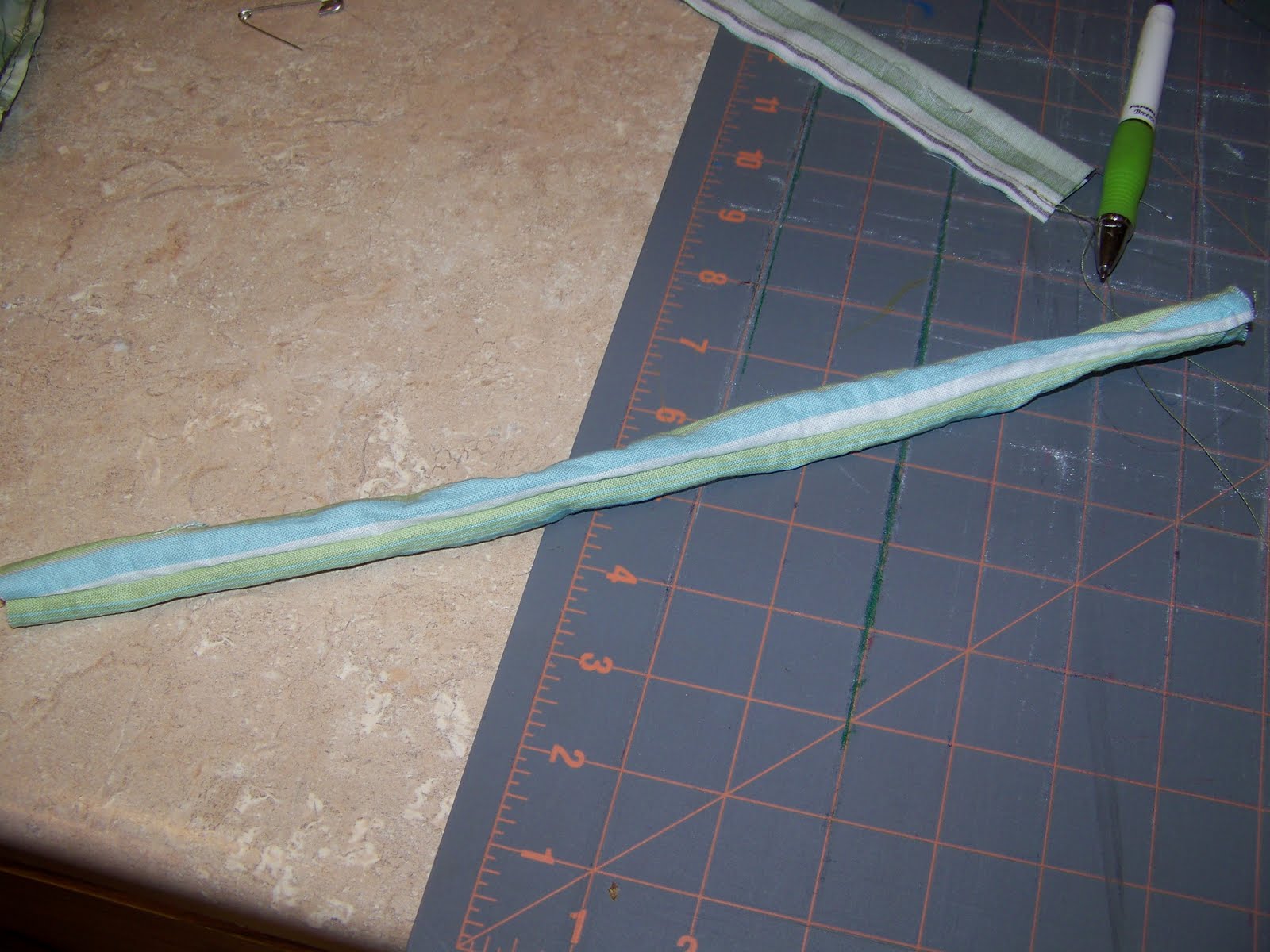 Colors Not Yet Invented: Lined Car Trash Bag Tutorial