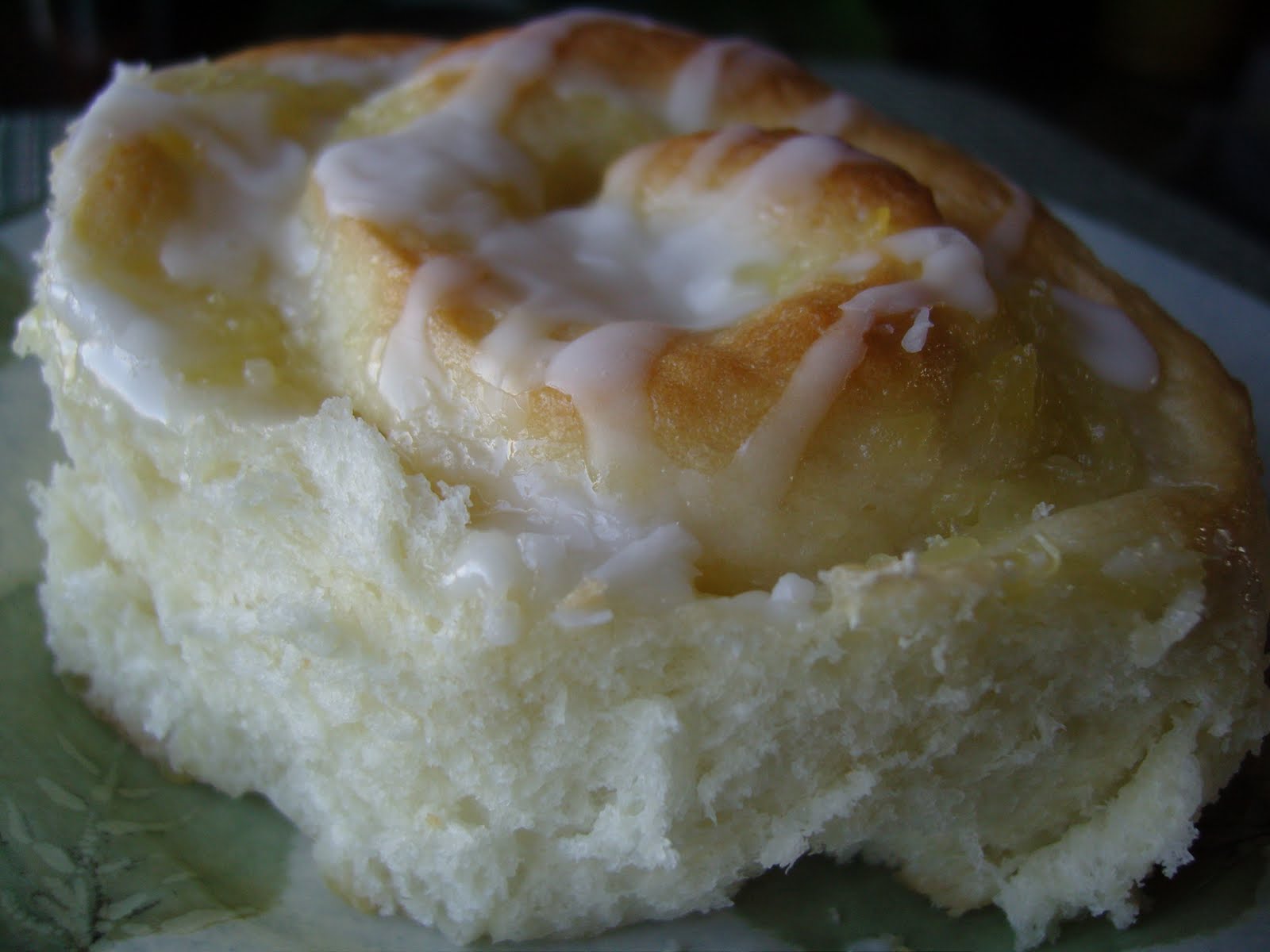 Mennonite Girls Can Cook: Pineapple Rolls