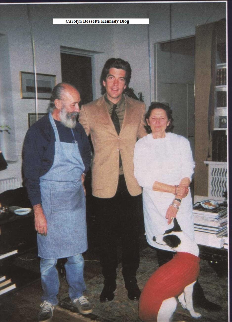 Carolyn Bessette Kennedy Blog: 20 N Moore St. John and Carolyn's loft