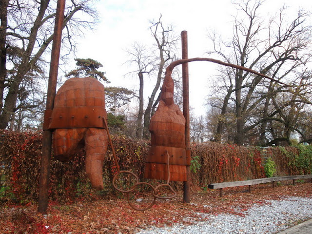 Marius Leonte: ARTUBORG/ Timisoara/ Parcul Copilului/2003