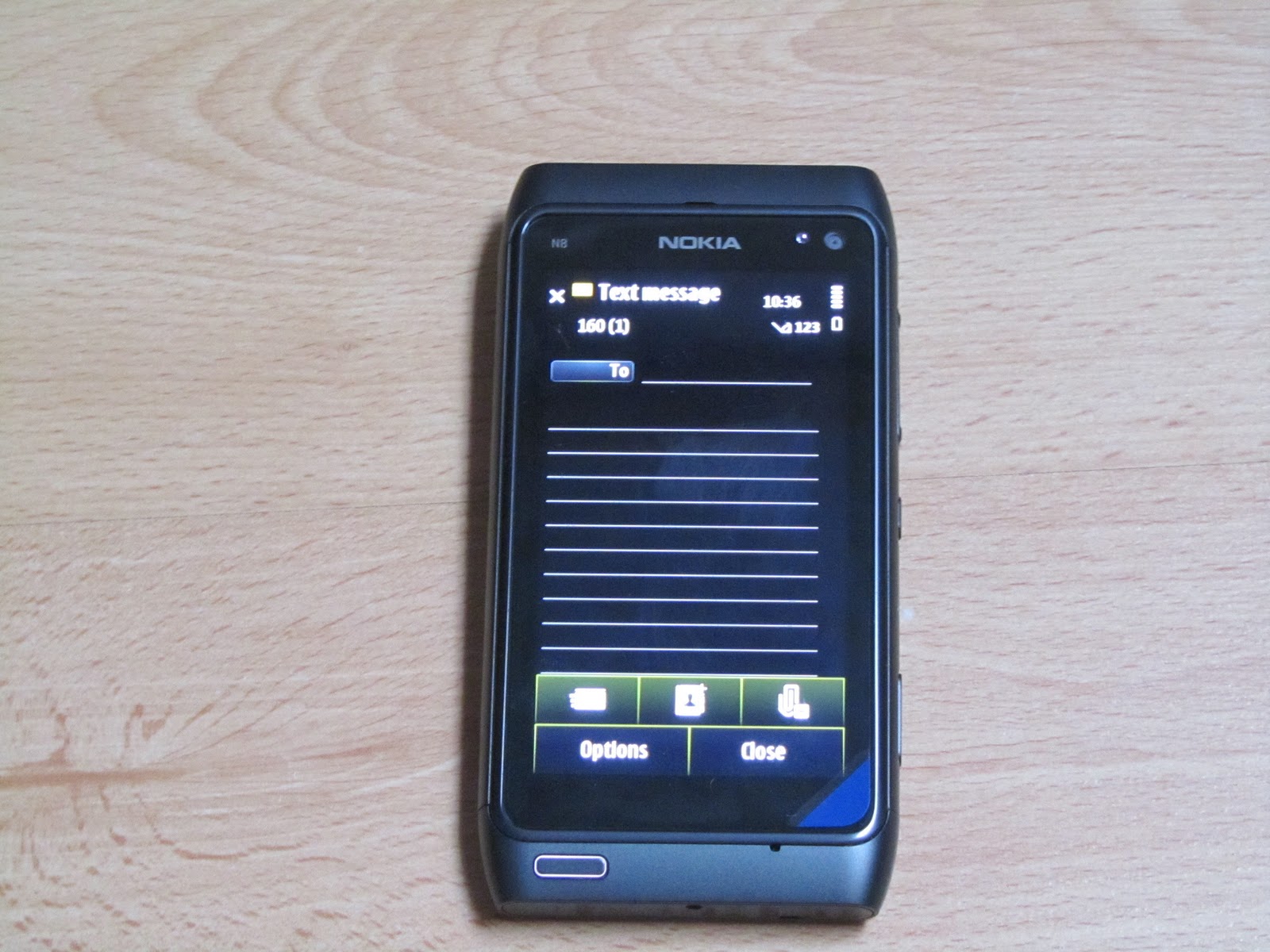 Tech news and reviews: Nokia N8 review