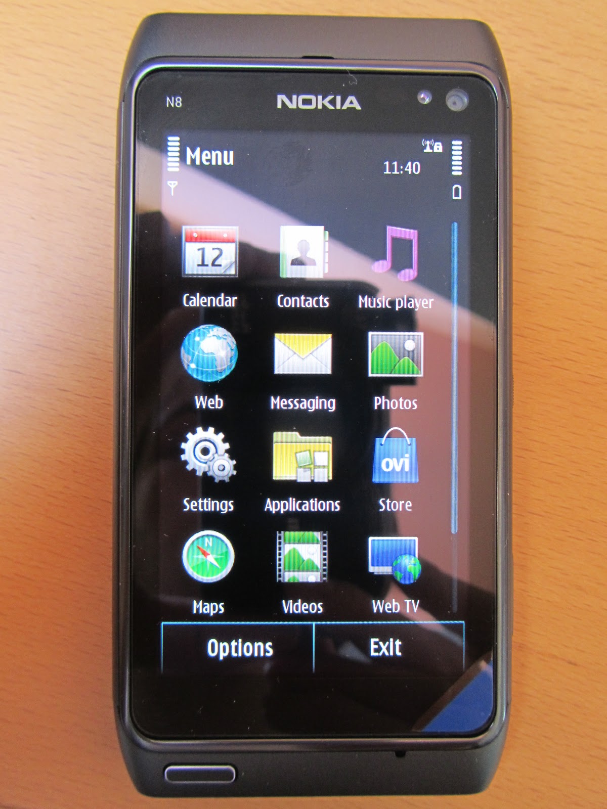 Tech news and reviews: Nokia N8 review