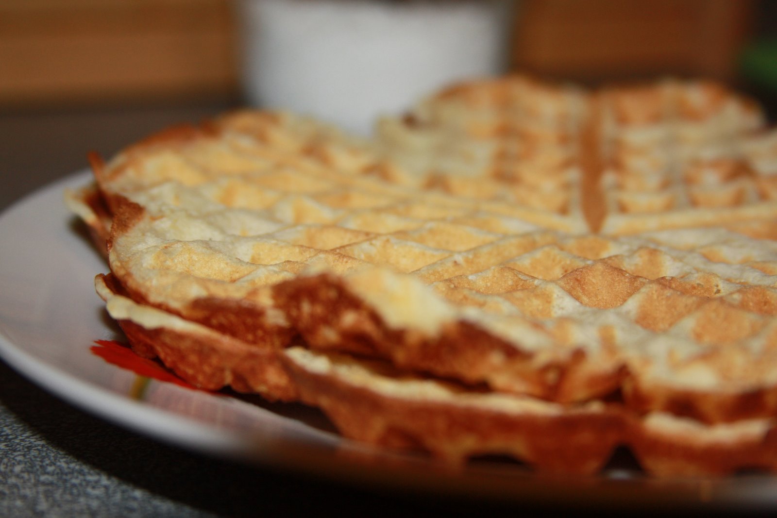 Lašelis medaus: Belgiški vafliniai blyneliai