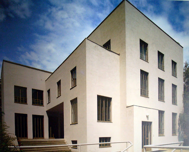 Spencer Alley: Haus Wittgenstein
