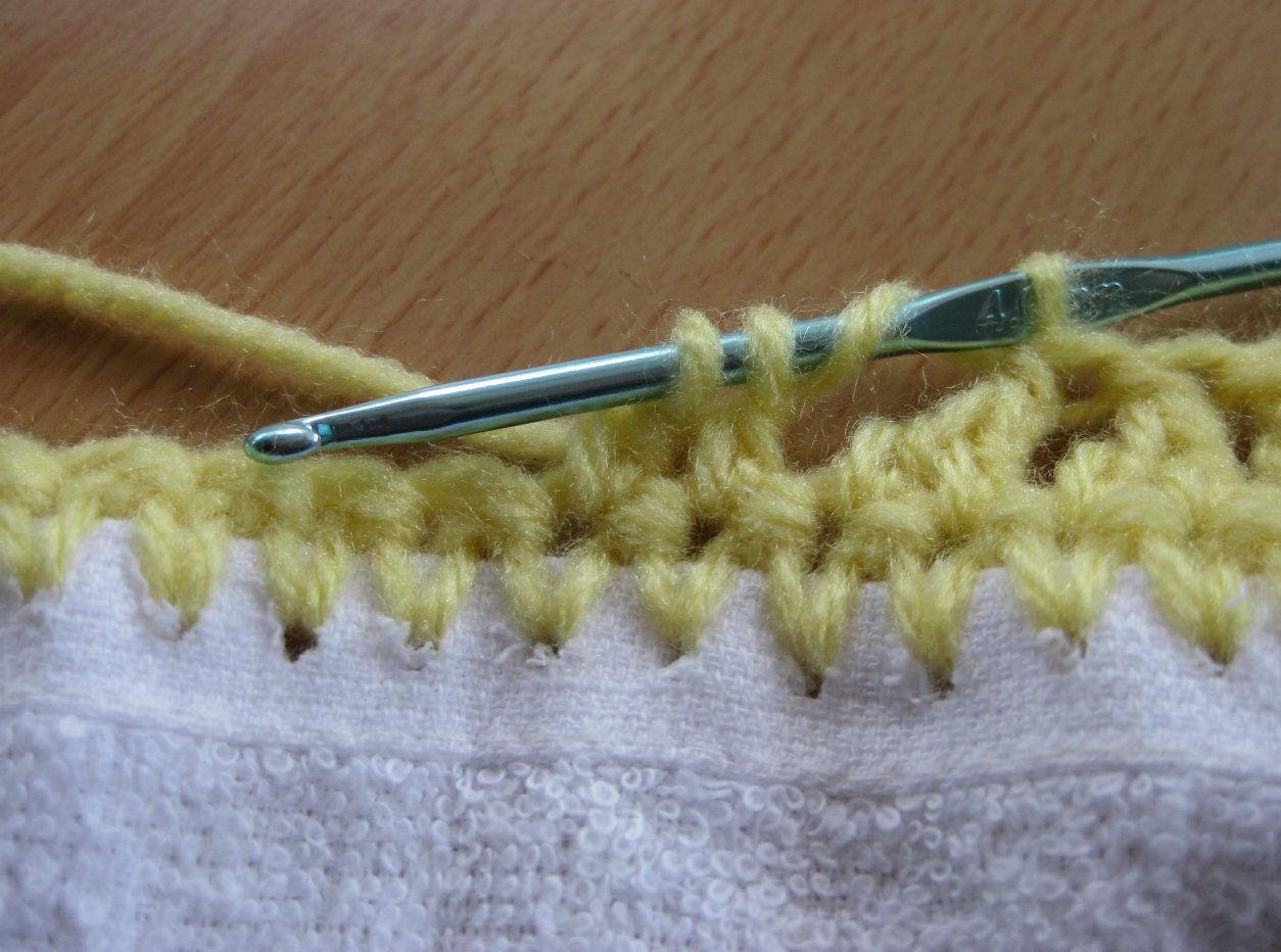 Crochet and Other Stuff: 2-TR TOG / 2-Treble together (or treble ...