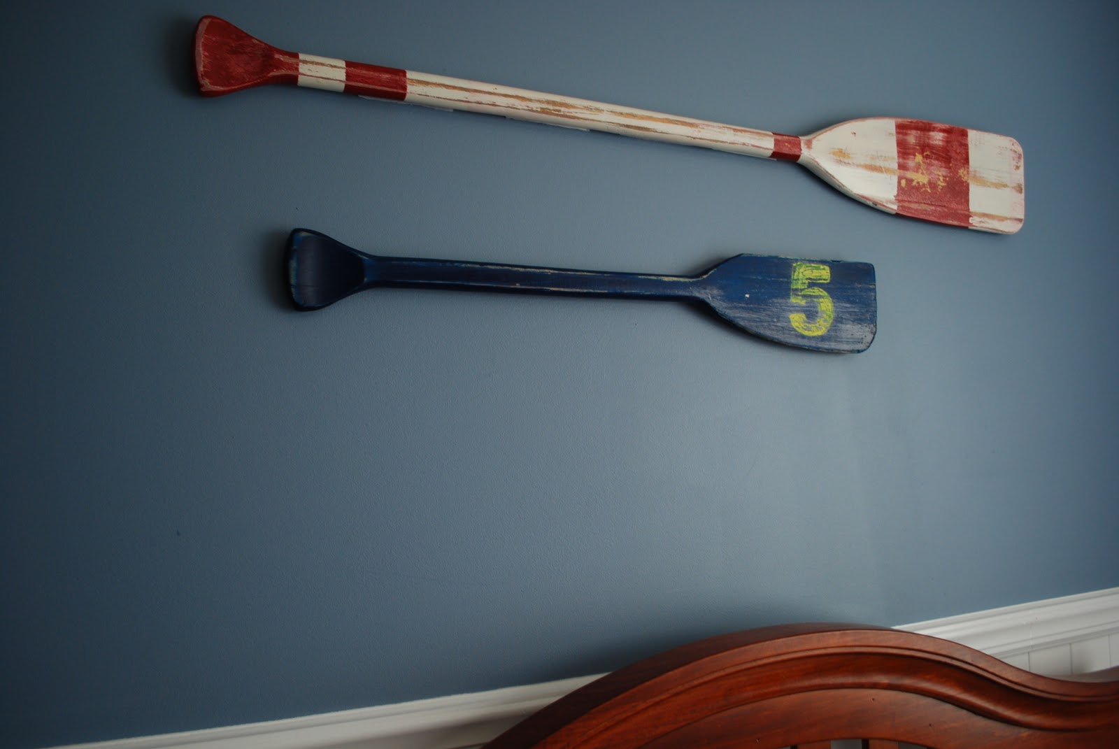 Tulip and Turnip: {DIY} Hanging the Oars