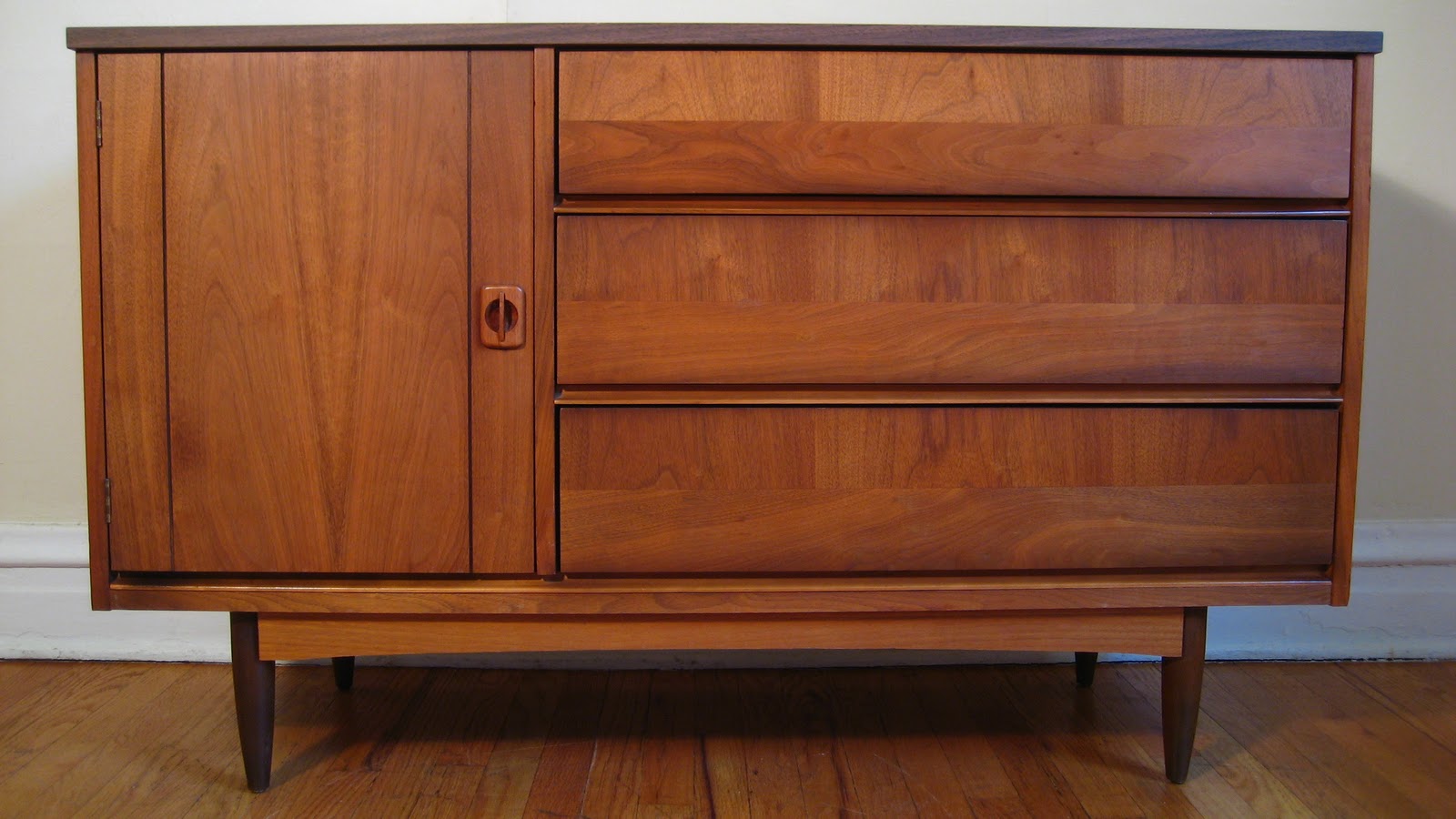 flatout design: MCM Buffet