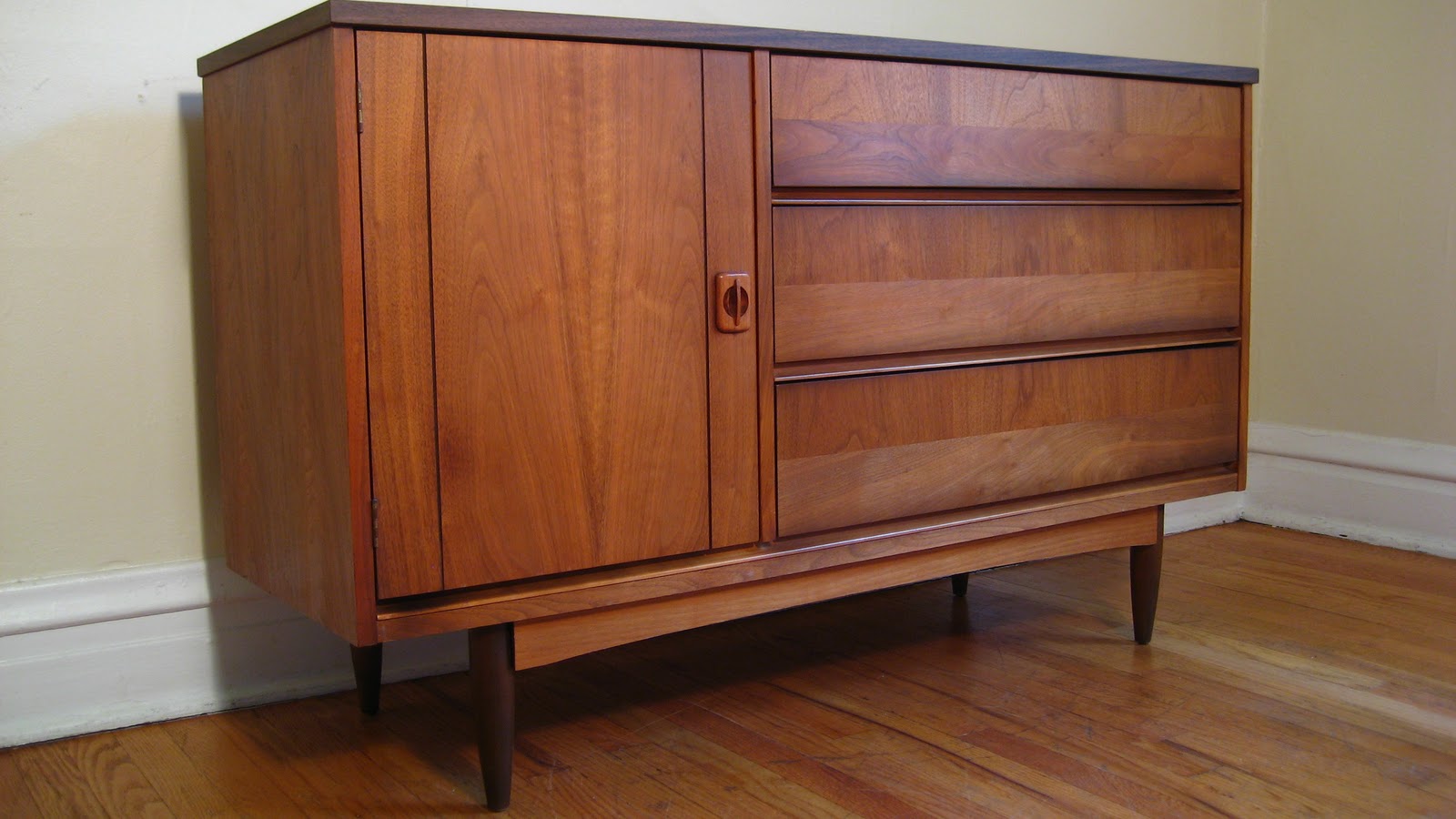 flatout design: MCM Buffet