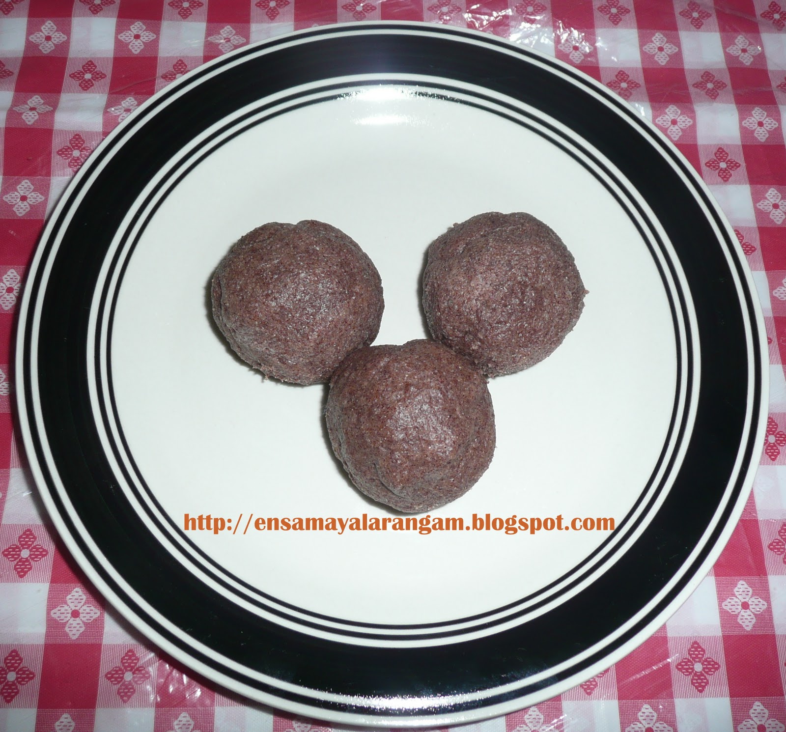 Kitchen - The Chef 's Paradise: Ragi Mudde / Finger millet Cake