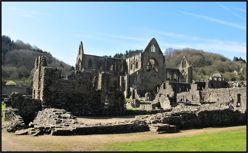 Erasmus v Londýně: Chepstow Castle, Tintern Abbey, Stokesay Castle a ...