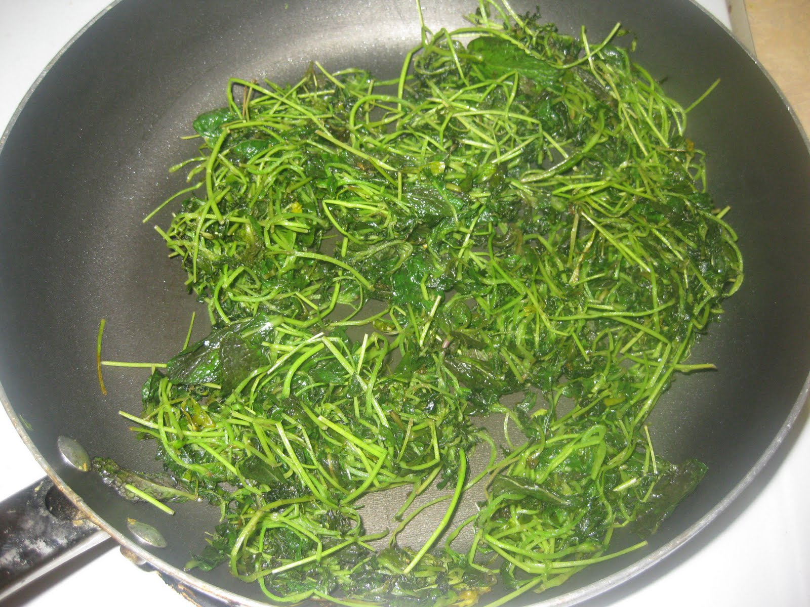 Delicious Desi Dishes: Menthi Pudina Pickle