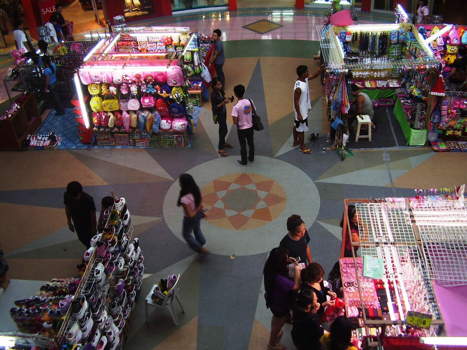 Laguna Life: Sunstar Mall's Christmas Bazaar