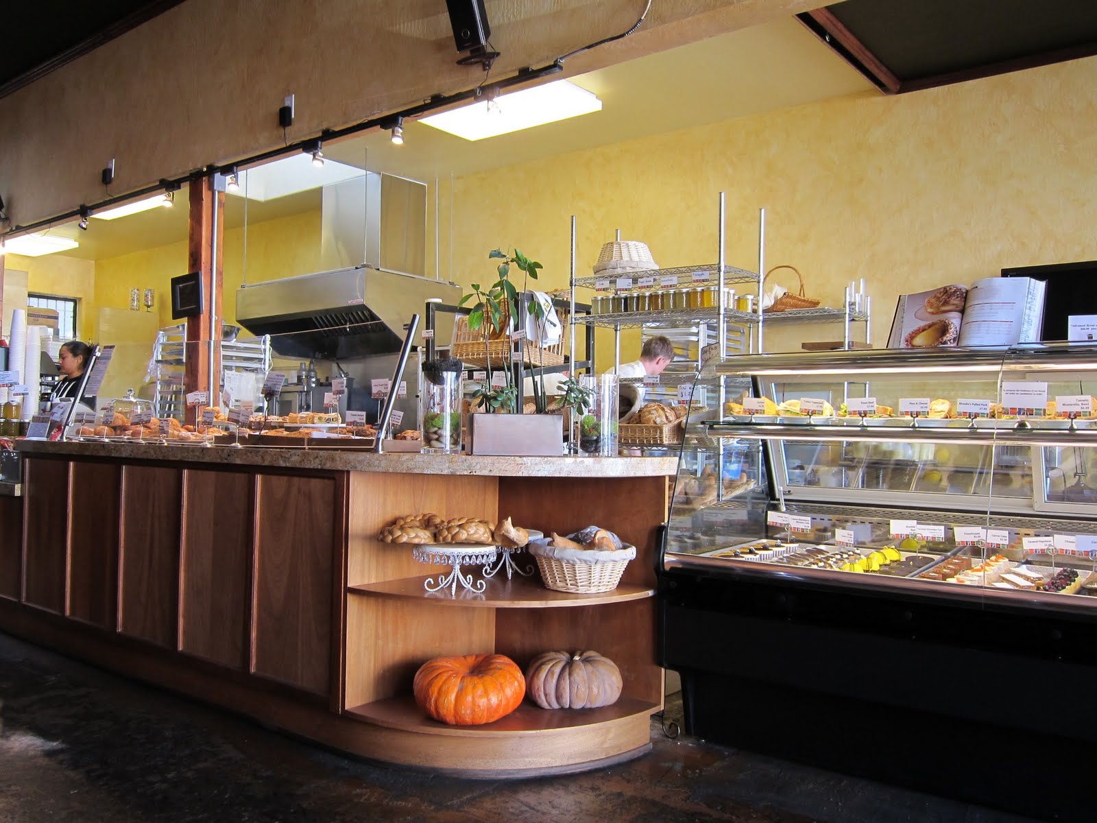 Foodicles: Thorough Bread & Pastry