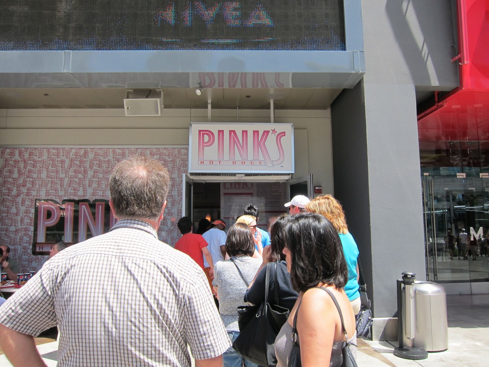 Foodicles: Pink's Hot Dogs